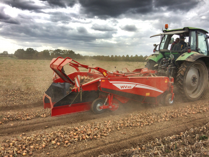 GRIMME WV - THE NEW VEGETABLE WINDROWER - Kakkis Agrifuture Products Ltd